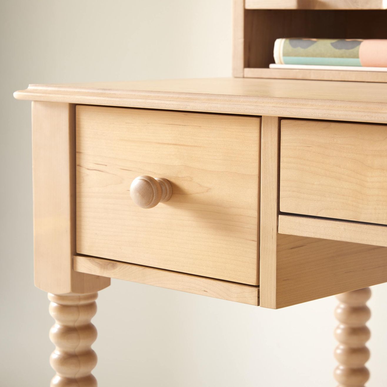 Jenny Lind White Wood Spindle Kids Queen Bed + Reviews | Crate & Kids