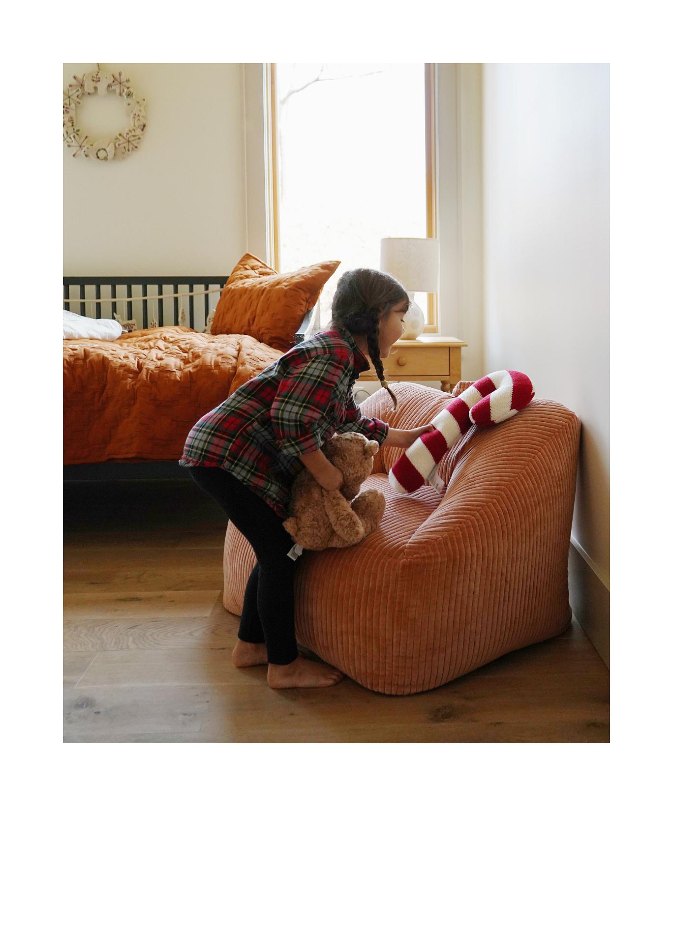 PJ & Thomas' Kids Holiday Room Makeover | Crate & Kids