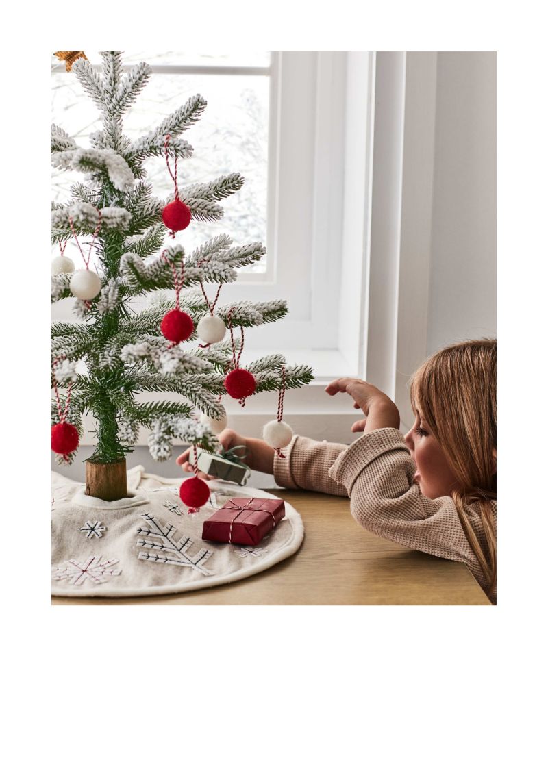 Baby & Kids Christmas Decor 2025: Winter Decor for Kids | Crate & Kids